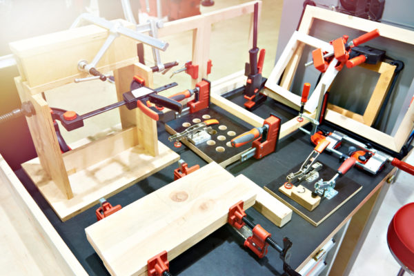 What You Need to Know About Workbenches - Metroshelving.net